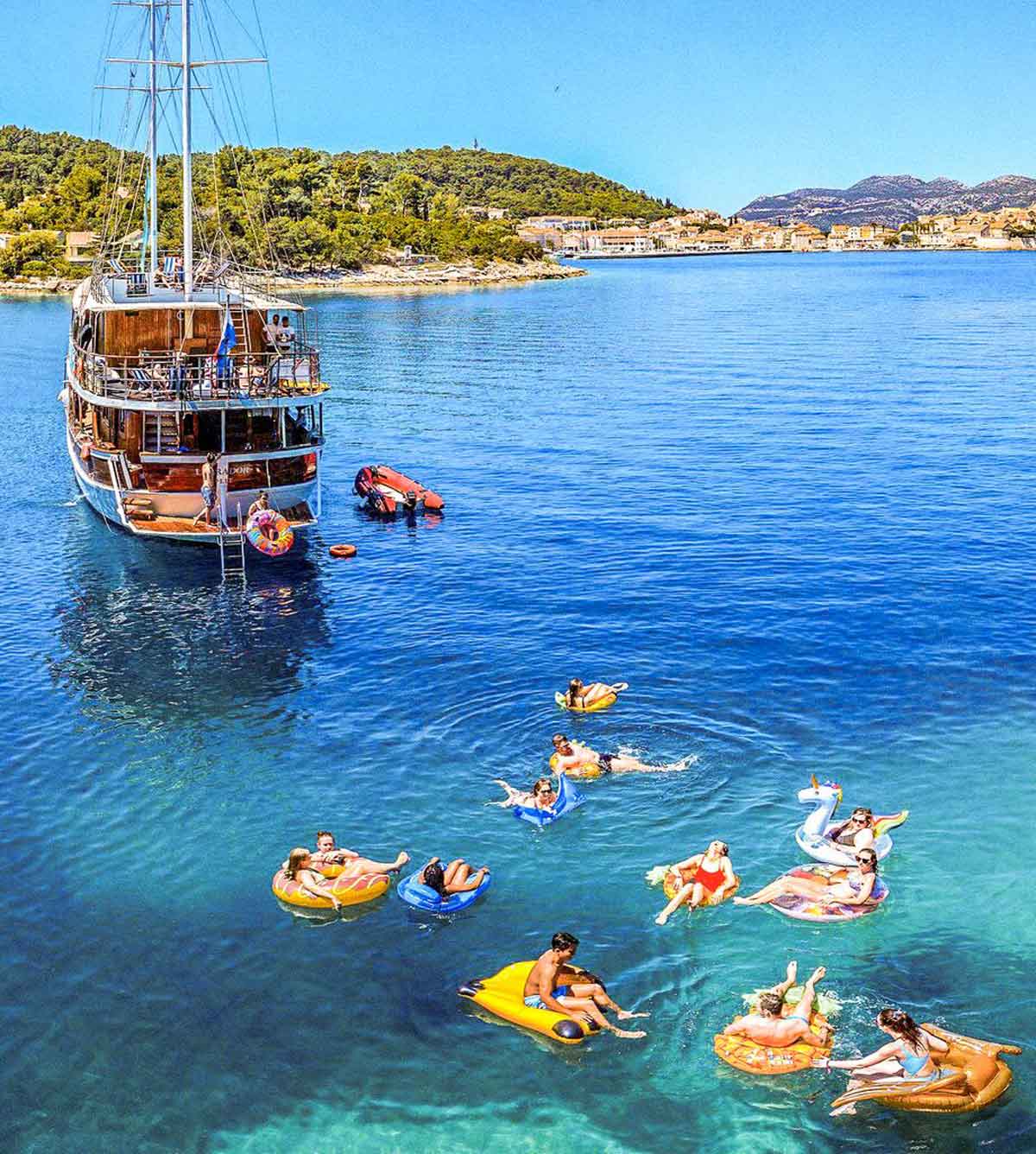 Croatia Sailing Boats - Standard, Plus and Luxe | Contiki US