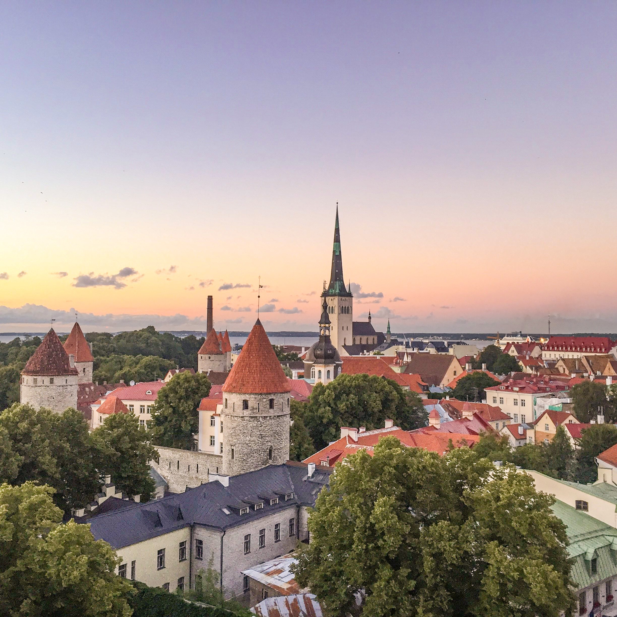 Best of Baltics Trip | Contiki EU