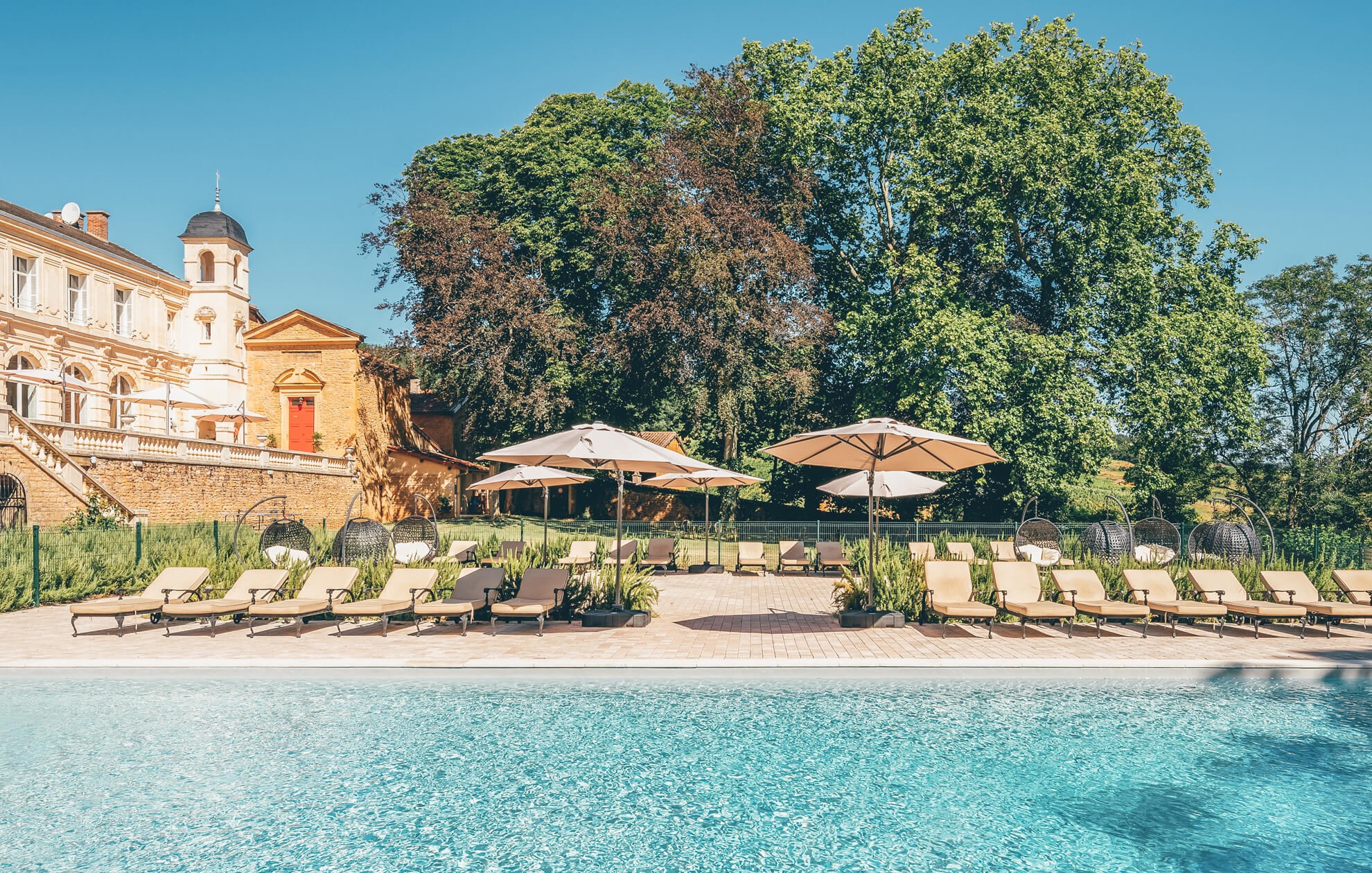 Food and Wine in a French Chateau | Contiki