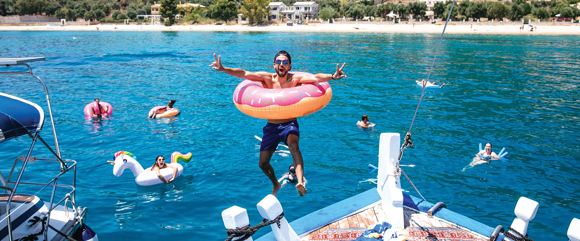 Greek Island Hopping Tours | Contiki