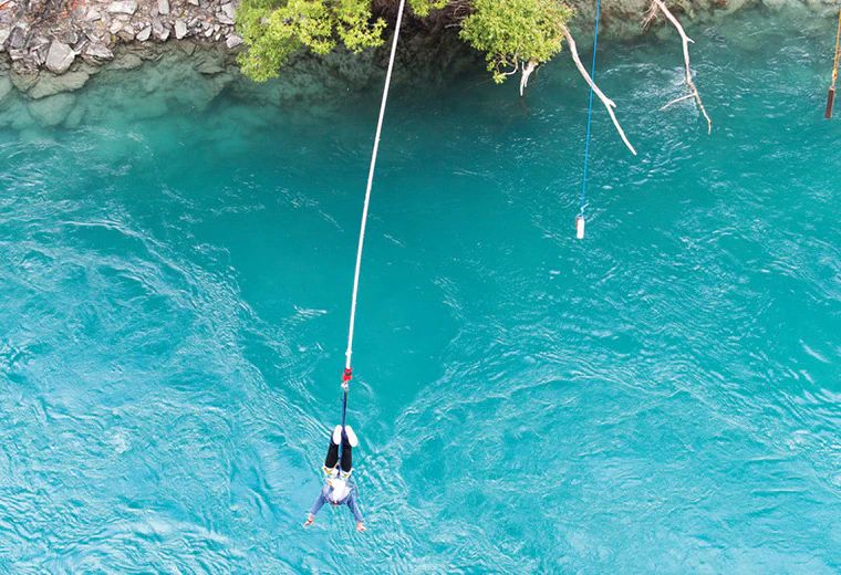 New Zealand Tours, Trips & Vacations 2024/25 | Contiki US