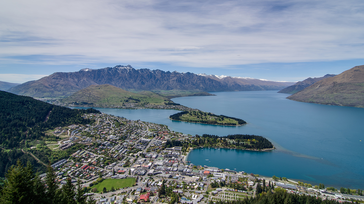 8 Best Things To Do in Queenstown For 20 Year Olds