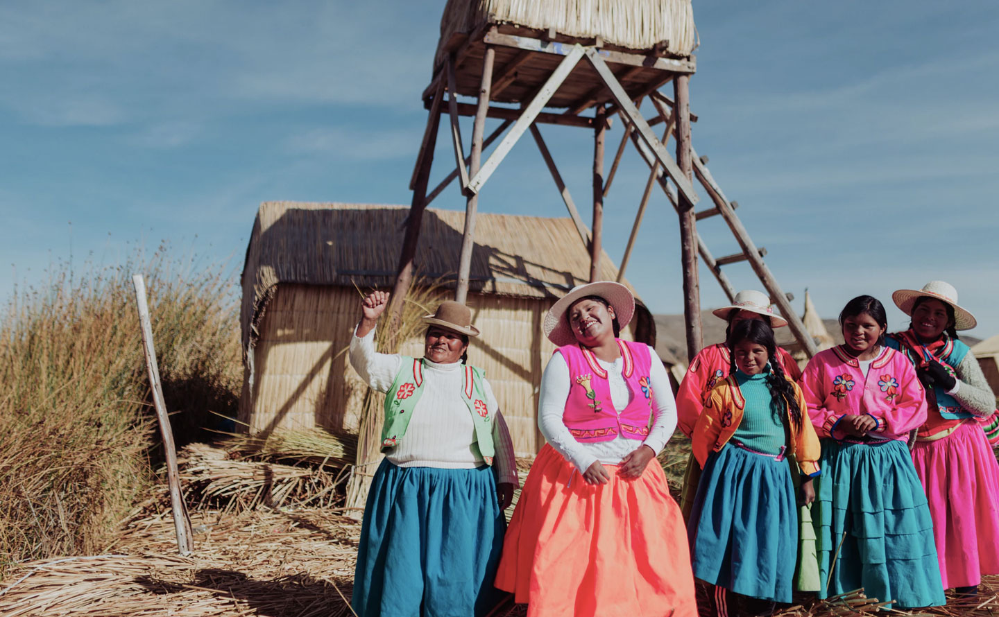 How the people of Lake Titicaca live will blow your mind - Contiki