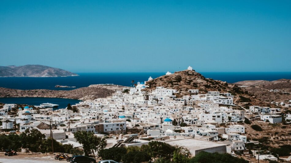 10 Best Greek Islands You Need to Visit - six-two by Contiki